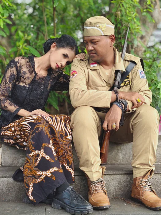 Kasus Whip Pink: Influencer ZNM dan YouTuber RV Dijemput Paksa Polisi ...