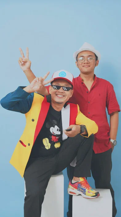 Makna Lagu Dan Aku Rindu Indro Warkop, OST Warkop DKI Viralin Dong ...