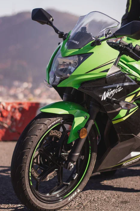 Update Harga Kawasaki Ninja 250 Juni 2026: Sporty Tapi Nyaman, Banyak ...